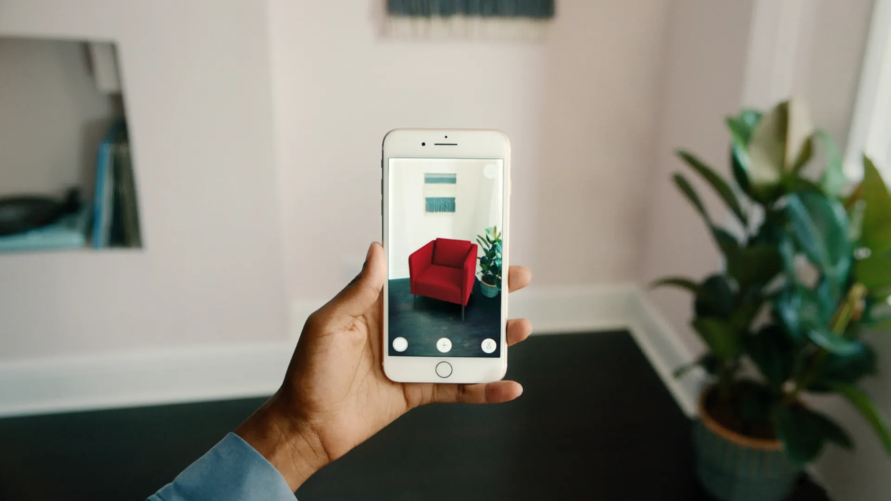 Augmented Reality in Retail: Can It Revolutionise The Industry?
